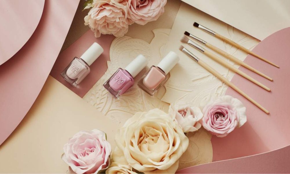 20 Timeless Nail Art Designs | Classy, Simple & Elegant Ideas